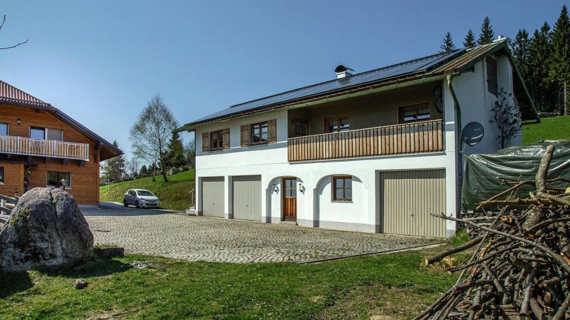 75 M² Ferienhaus ∙ 2 Schlafzimmer ∙ 4 Gäste - Wegscheid