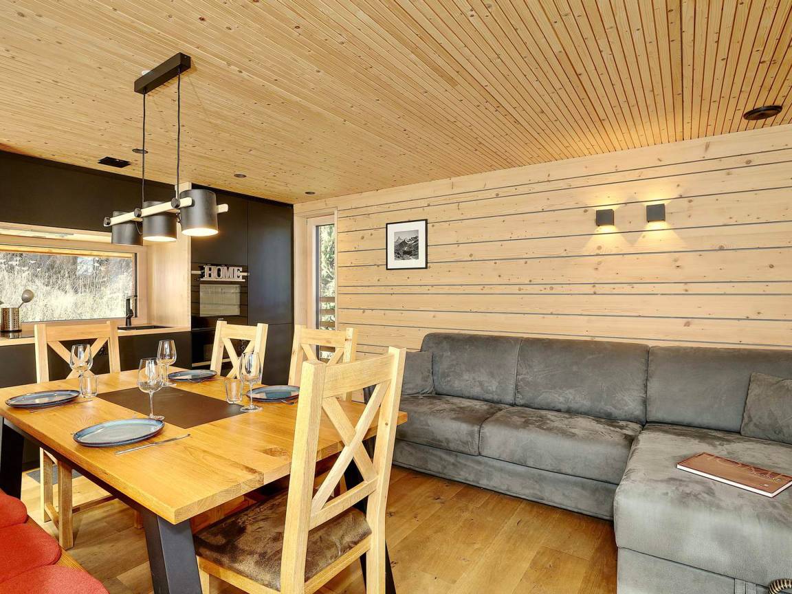 49 M² Chalet ∙ 2 Bedrooms ∙ 6 Guests - Courchevel, France
