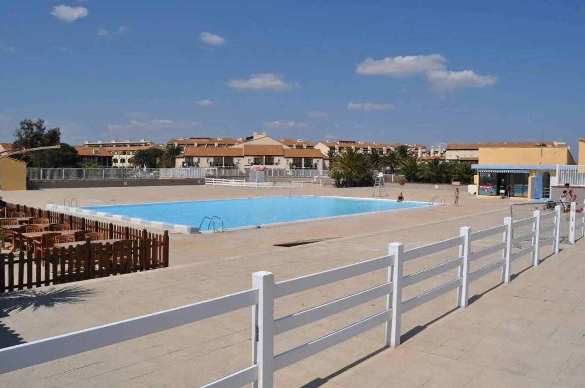 32 M² Appartement ∙ 1 Slaapkamer ∙ 4 Gasten - Saint-Laurent-de-la-Salanque