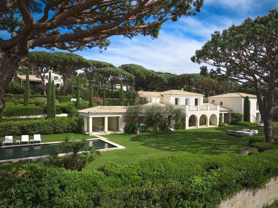 346 M² Villa ∙ 5 Makuuhuonetta ∙ 12 Vierasta - Sainte-Maxime