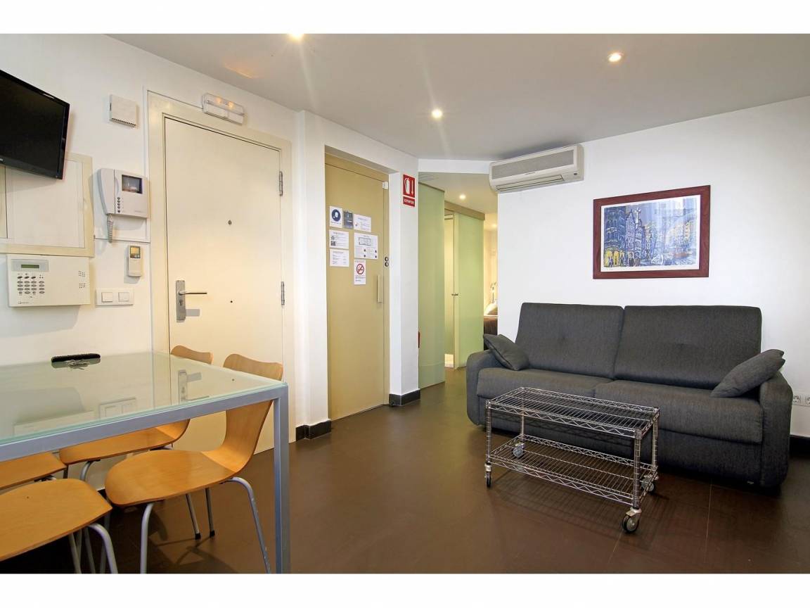 30 M² Ferienwohnung ∙ 1 Schlafzimmer ∙ 2 Gäste - Barcelona