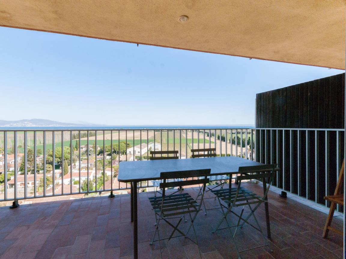 56 M² Huoneisto ∙ 2 Makuuhuonetta ∙ 5 Vierasta - Sant Pere Pescador