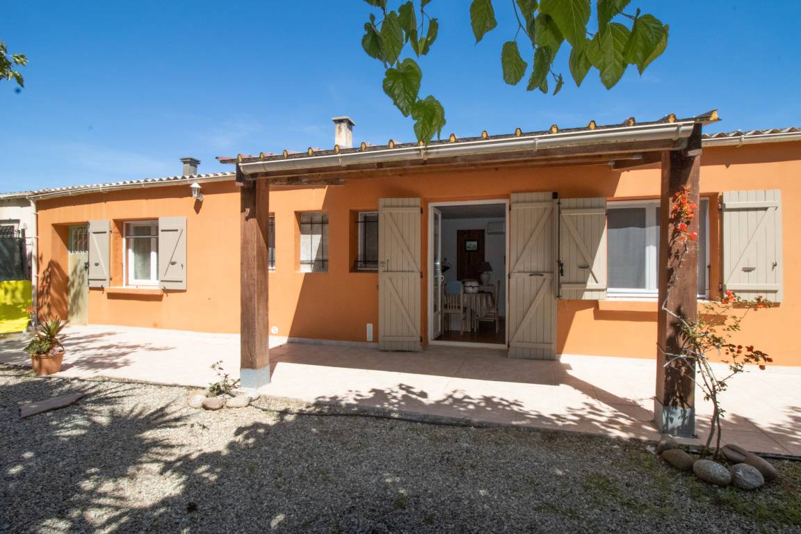 70 M² House ∙ 2 Bedrooms ∙ 4 Guests - Korzika