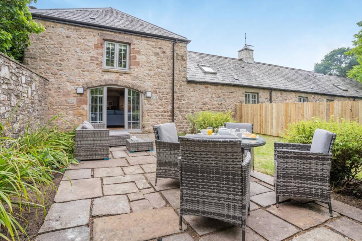 Cottage ∙ 2 Bedrooms ∙ 4 Guests - Abergavenny