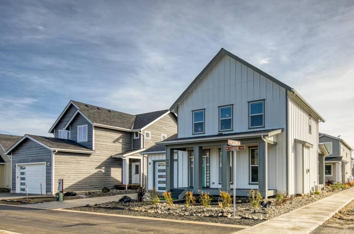 130 M² Cottage ∙ 3 Bedrooms ∙ 6 Guests - Washington