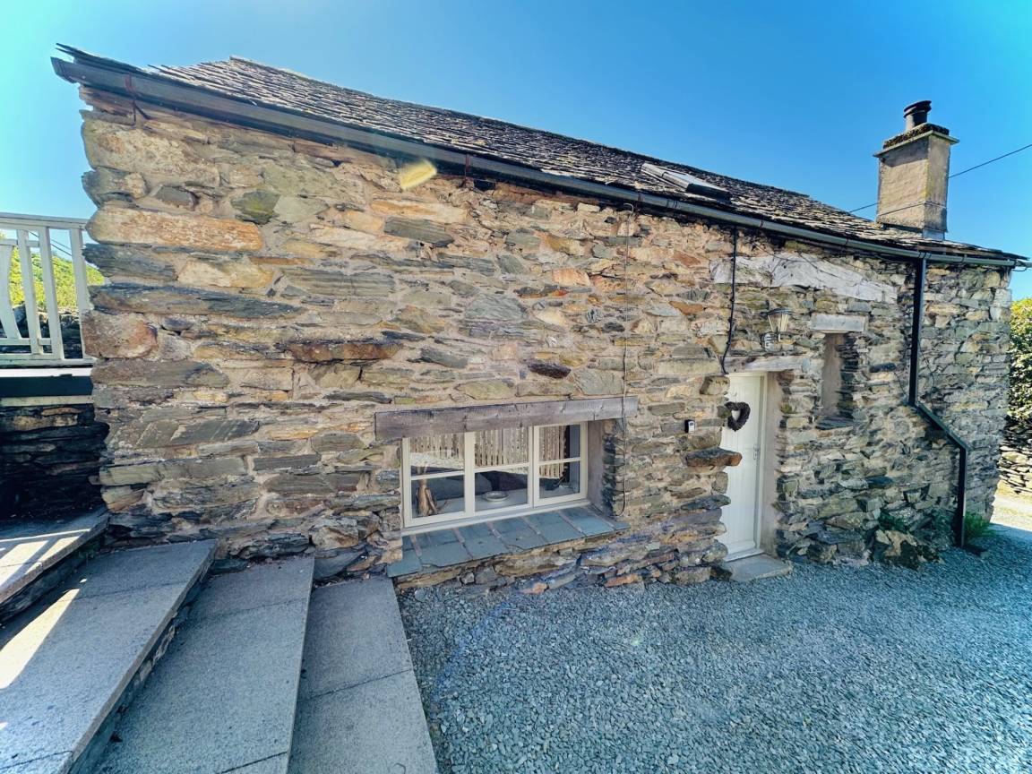 Cottage ∙ 2 Bedrooms ∙ 4 Guests - Newby Bridge