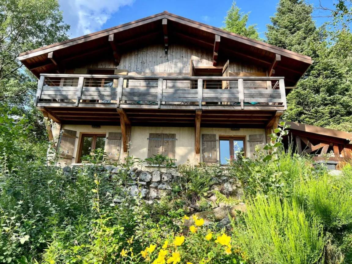 90 M² Chalet ∙ 3 Bedrooms ∙ 8 Guests - Gérardmer