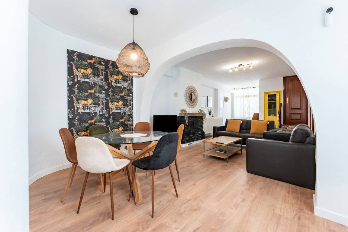 123 M² Apartment ∙ 3 Bedrooms ∙ 6 Guests - Fuengirola