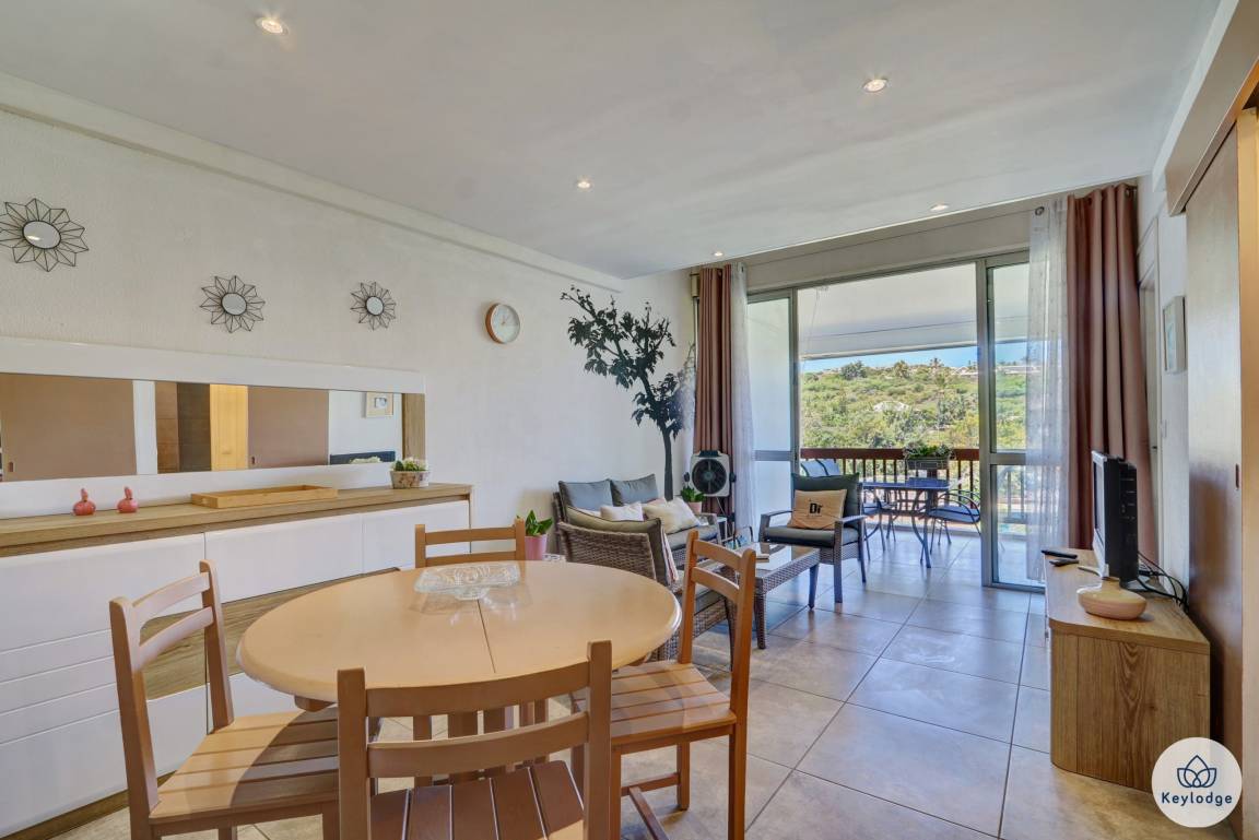 50 M² Appartement ∙ 1 Chambre ∙ 2 Personnes - Saint-Gilles les Bains