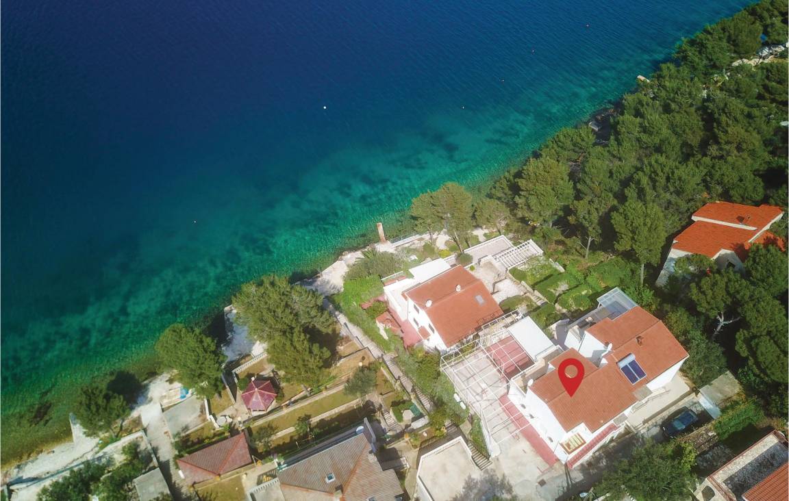 77 M² House ∙ 3 Bedrooms ∙ 8 Guests - Trogir