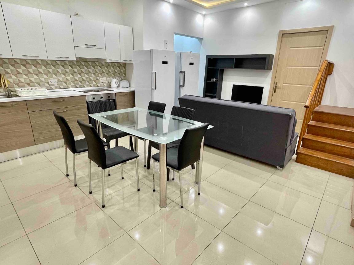100 M² Apartment ∙ 2 Bedrooms ∙ 4 Guests - Malta International Airport (MLA)