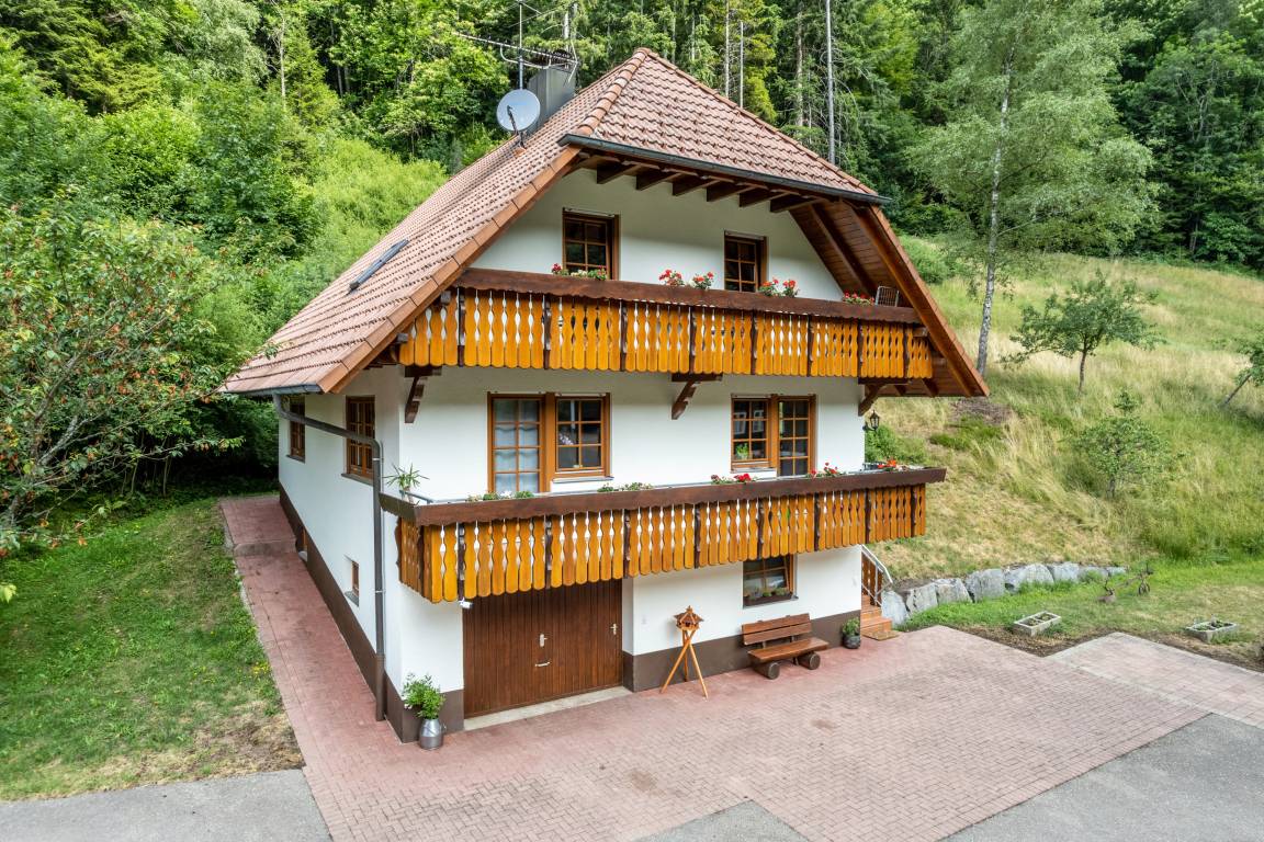 70 M² Ferienwohnung ∙ 2 Schlafzimmer ∙ 6 Gäste - Zell am Harmersbach