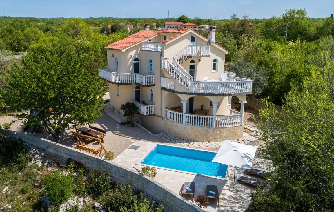 116 M² Casa ∙ 3 Habitaciones ∙ 6 Huéspedes - Malinska