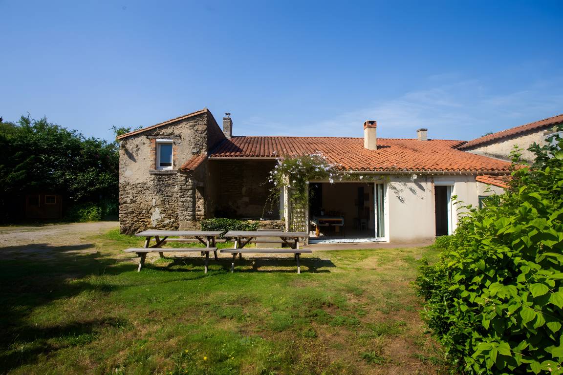 180 M² Cottage ∙ 5 Chambres ∙ 14 Personnes - La Roche-sur-Yon