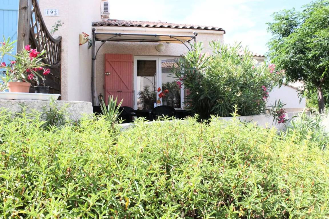 43 M² Huis ∙ 1 Slaapkamer ∙ 6 Gasten - Fleury