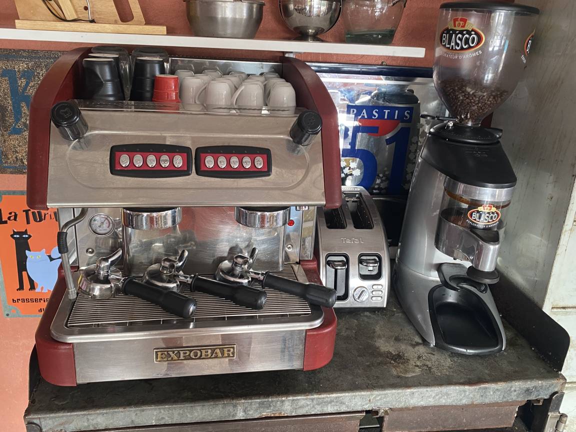 300 M² Gîte ∙ 7 Bedrooms ∙ 15 Guests - Martel