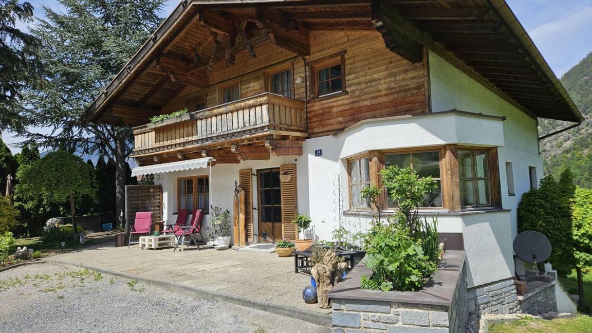 80 M² Ferienwohnung ∙ 2 Schlafzimmer ∙ 6 Gäste - Sautens