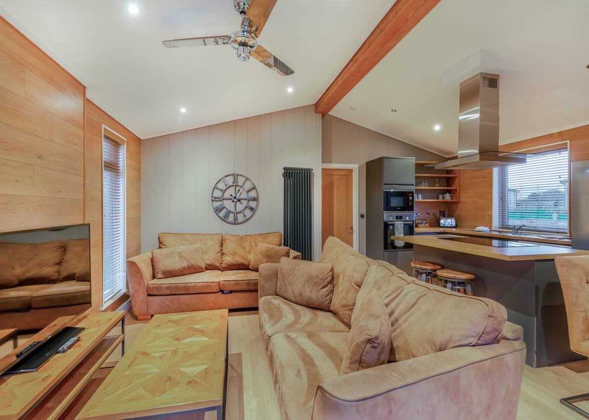 Chalet ∙ 4 Bedrooms ∙ 8 Guests - Cotswolds