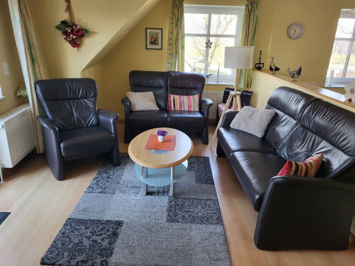 82 M² Ferienwohnung ∙ 3 Schlafzimmer ∙ 5 Gäste - Werdum