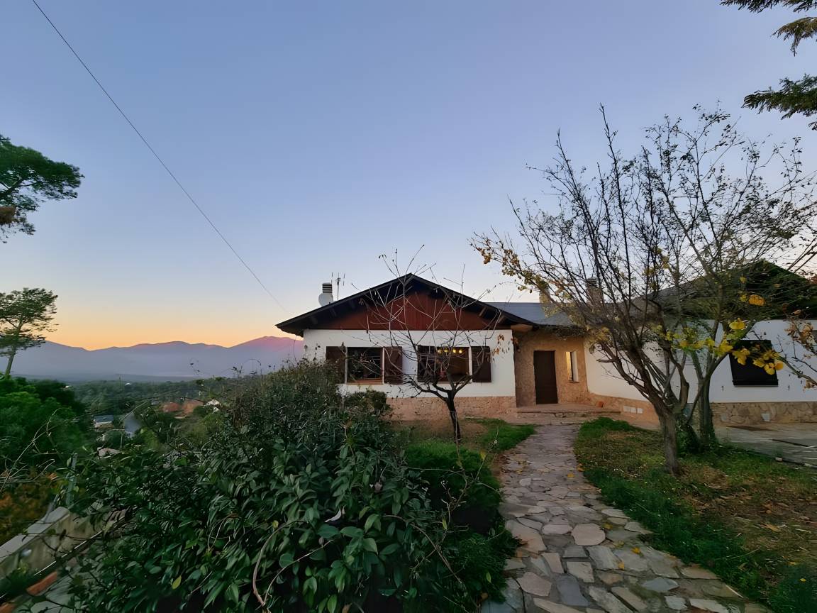 200 M² Chalet ∙ 5 Habitaciones ∙ 13 Huéspedes - Costa Brava
