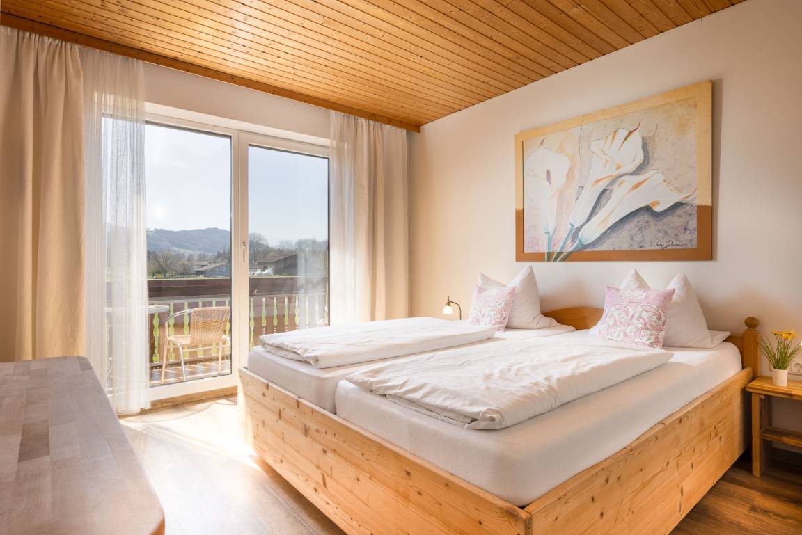 21 M² Ferienwohnung ∙ 1 Schlafzimmer ∙ 2 Gäste - Raubling