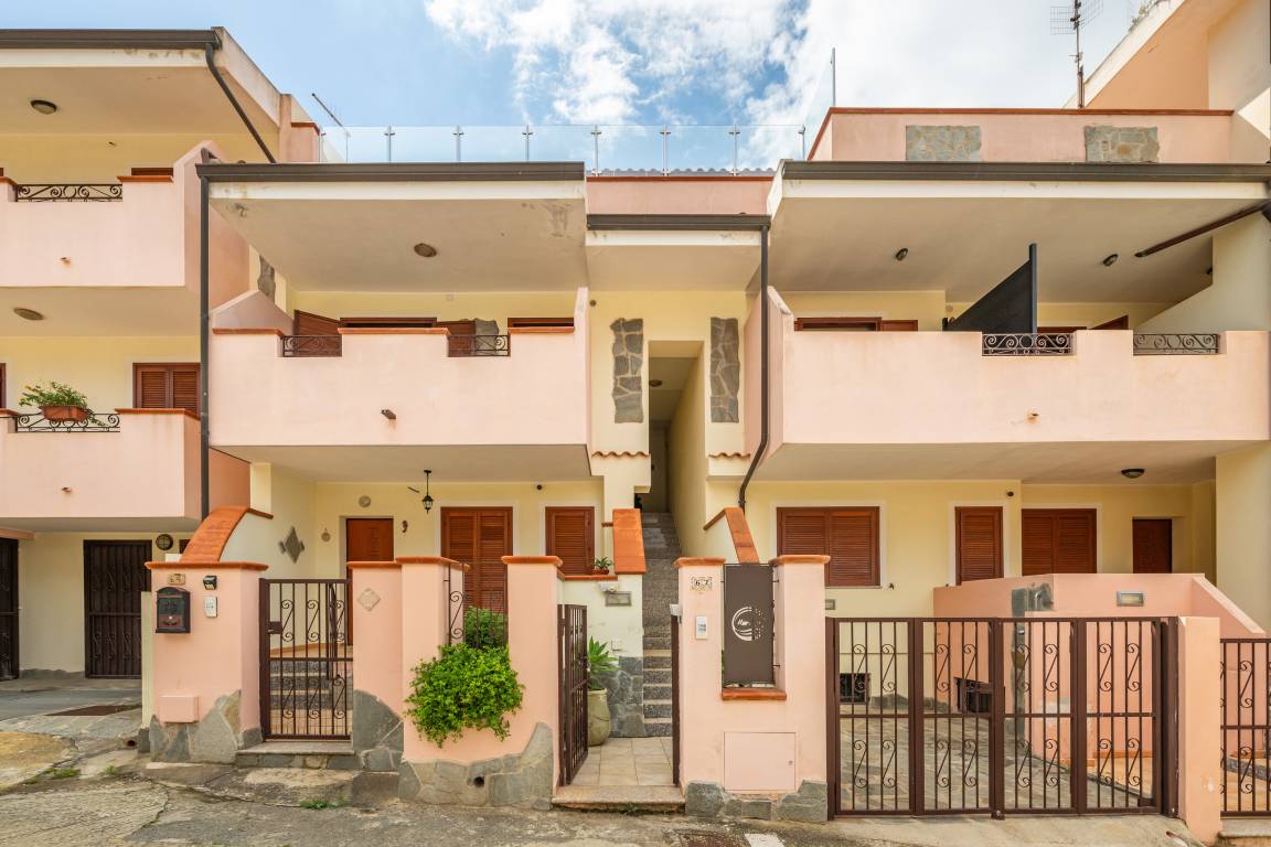 60 M² Ferienhaus ∙ 1 Schlafzimmer ∙ 3 Gäste - Villasimius