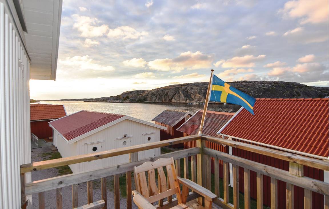 71 M² Apartment ∙ 2 Bedrooms ∙ 6 Guests - Kungshamn