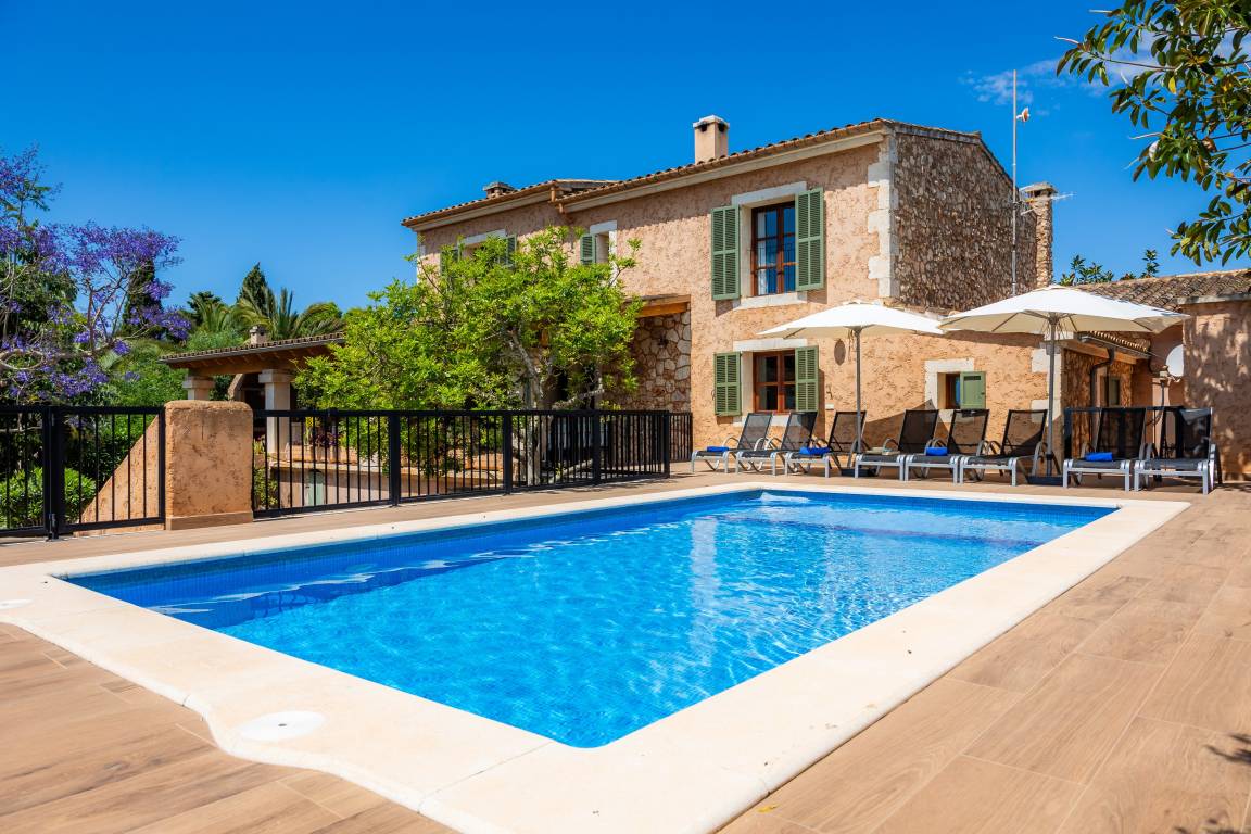 325 M² Casa De Campo ∙ 5 Habitaciones ∙ 8 Huéspedes - Cala Millor