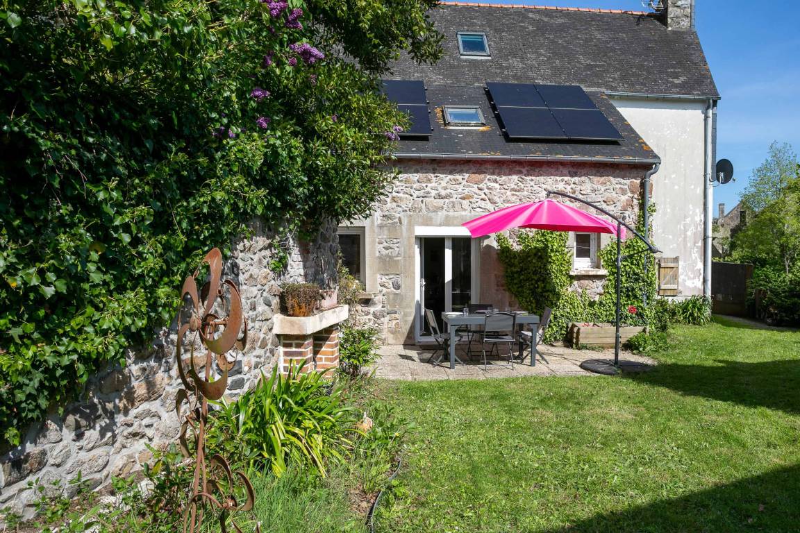 110 M² Maison De Vacances ∙ 3 Chambres ∙ 9 Personnes - Guingamp