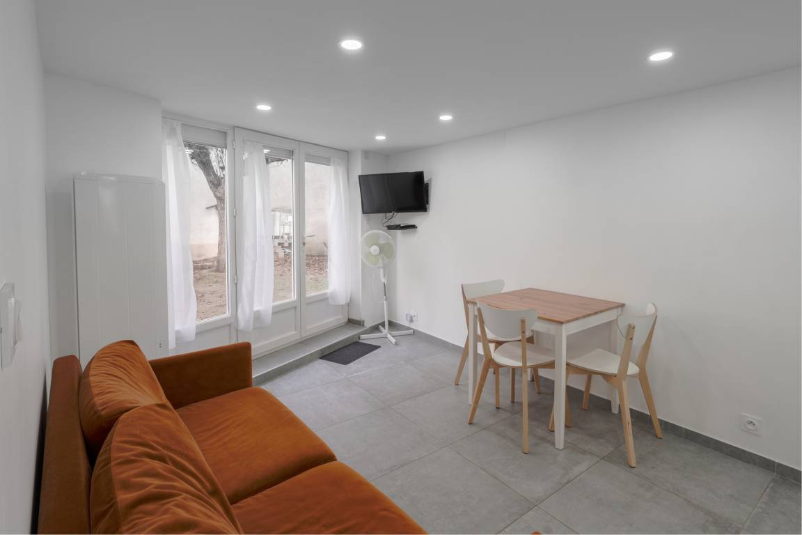 45 M² Appartement ∙ 1 Chambre ∙ 2 Personnes - Montrond-les-Bains