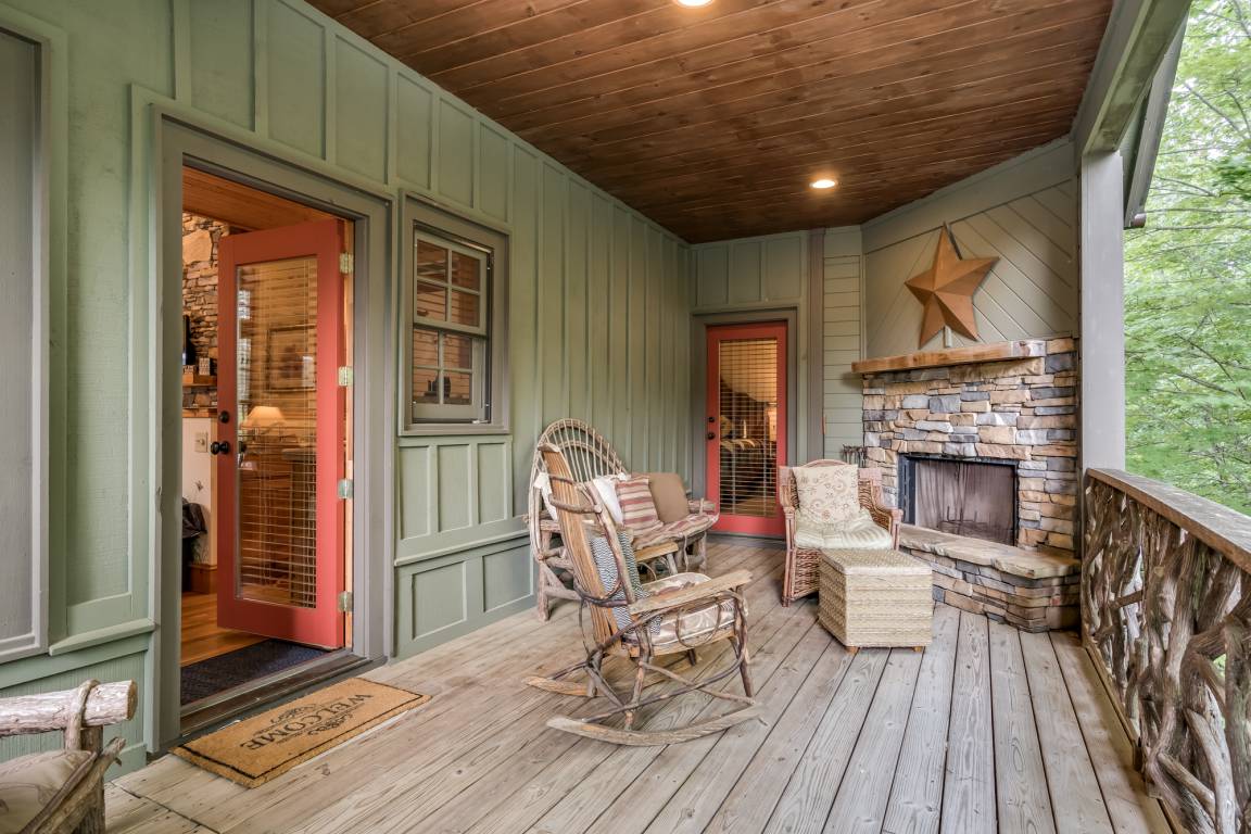 149 M² House ∙ 3 Bedrooms ∙ 6 Guests - Cashiers, NC