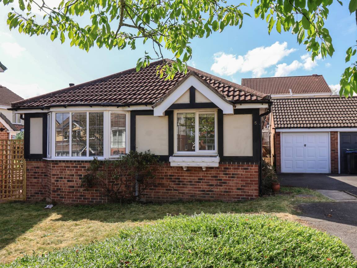 Cottage ∙ 2 Bedrooms ∙ 4 Guests - Harrogate