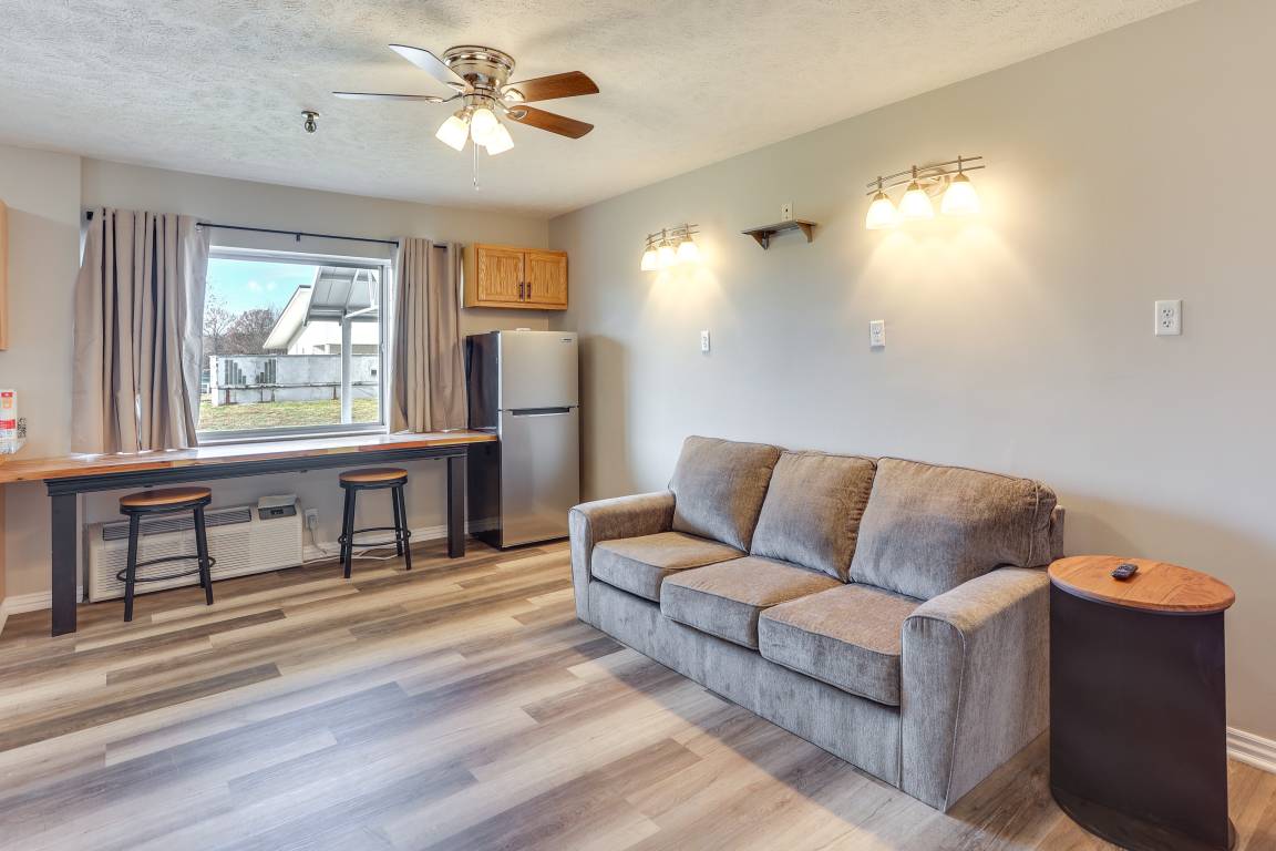 55 M² Apartment ∙ 1 Bedroom ∙ 4 Guests - Eagle Lake, Winslow