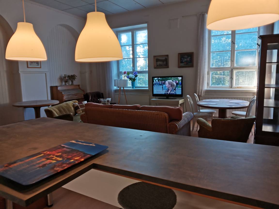 180 M² Apartment ∙ 5 Bedrooms ∙ 11 Guests - Kotka