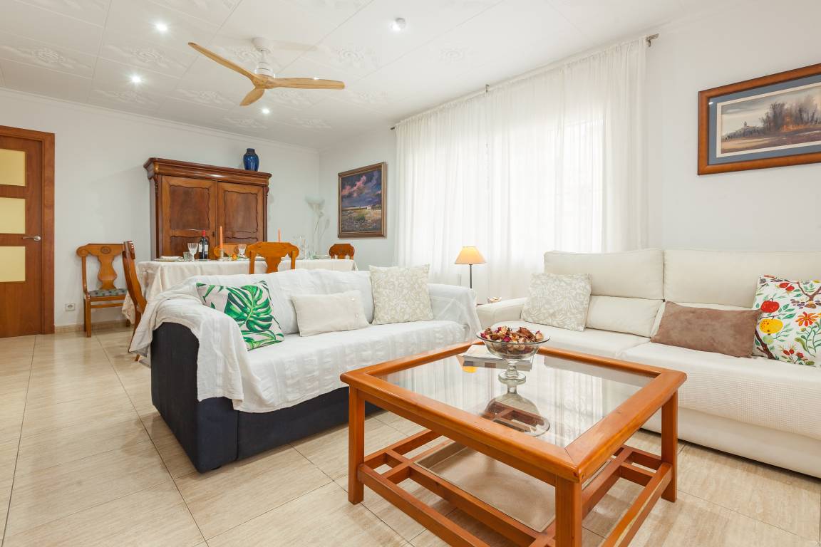 90 M² Apartment ∙ 3 Bedrooms ∙ 5 Guests - Sant Celoni