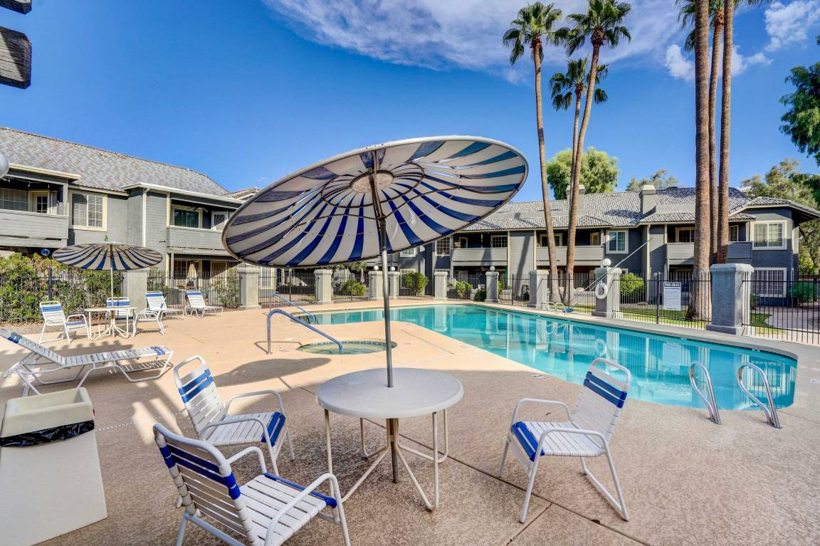 110 M² Apartment ∙ 3 Bedrooms ∙ 7 Guests - Gila River Resorts & Casinos - Lone Butte
