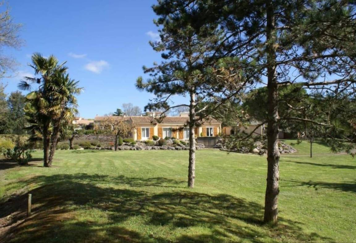 180 M² Gîte ∙ 5 Chambres ∙ 12 Personnes - Carcassonne