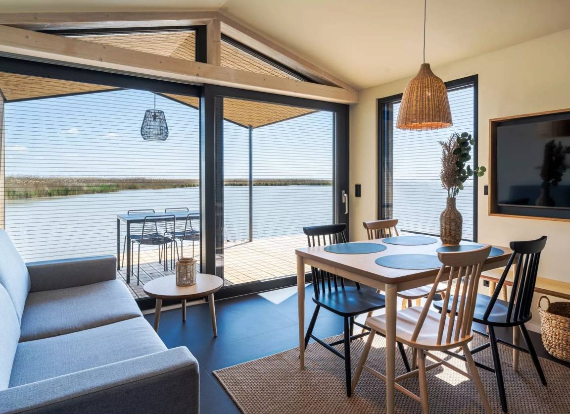 52 M² Ferienwohnung ∙ 2 Schlafzimmer ∙ 6 Gäste - Gols