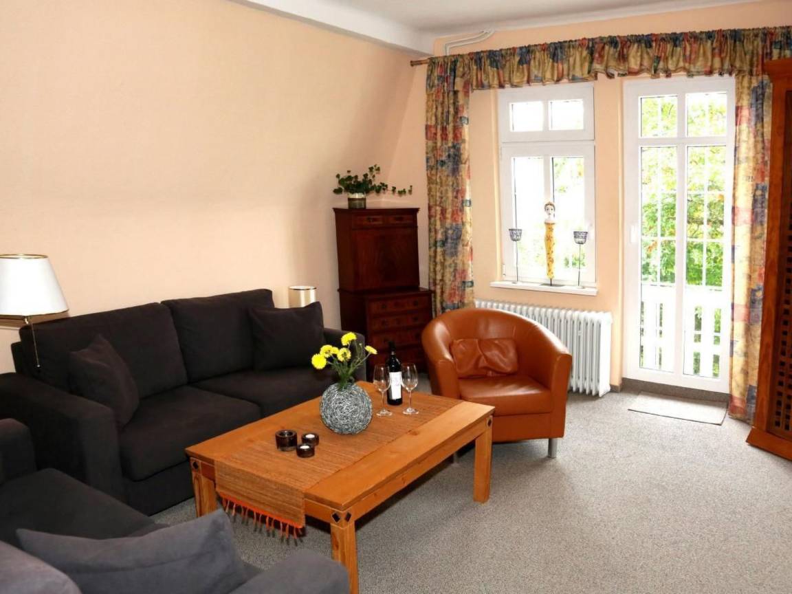 84 M² Ferienwohnung ∙ 2 Schlafzimmer ∙ 4 Gäste - Bad Pyrmont