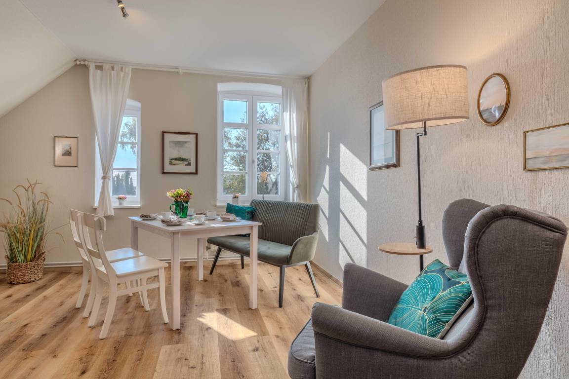 70 M² Ferienwohnung ∙ 2 Schlafzimmer ∙ 4 Gäste - Fehmarn