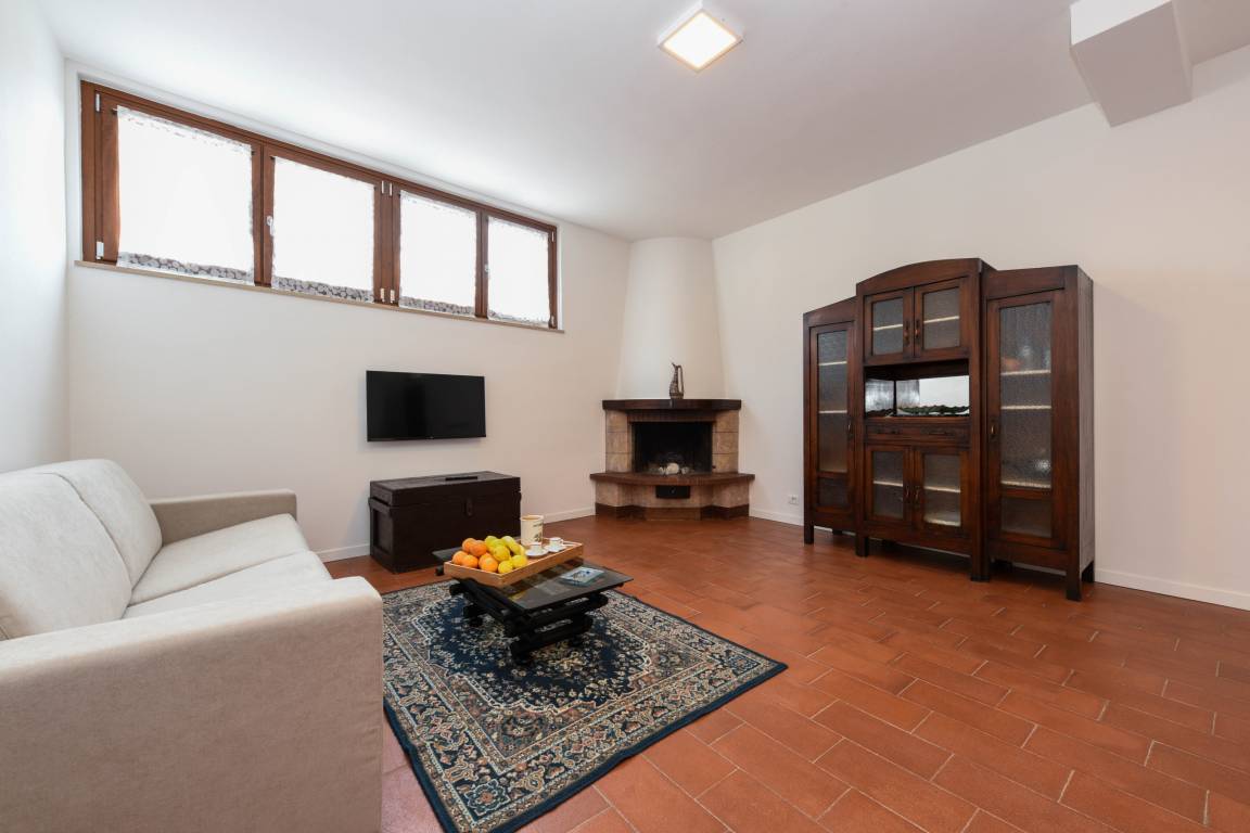 70 M² Apartamento ∙ 2 Quartos ∙ 6 Hóspedes - Gardone Riviera