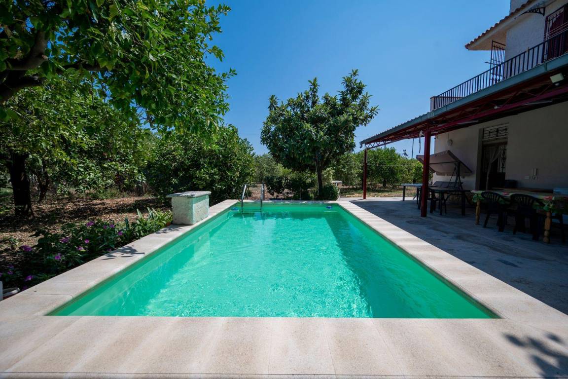 200 M² Casa Vacanza ∙ 3 Camere Da Letto ∙ 8 Ospiti - Avola