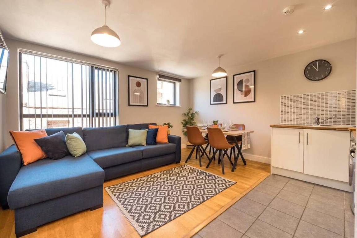 Apartment ∙ 1 Bedroom ∙ 4 Guests - Lime Street Station - Liverpool