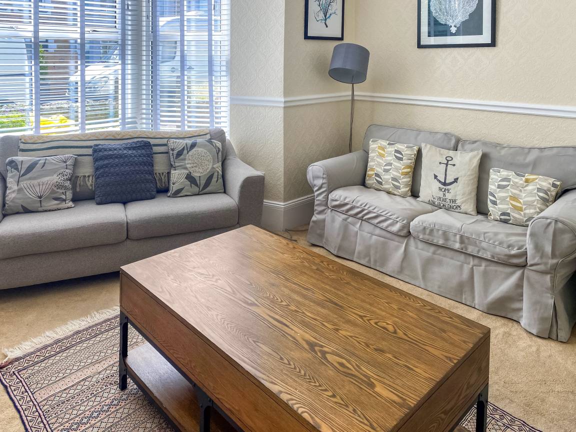 Cottage ∙ 6 Bedrooms ∙ 12 Guests - Newquay