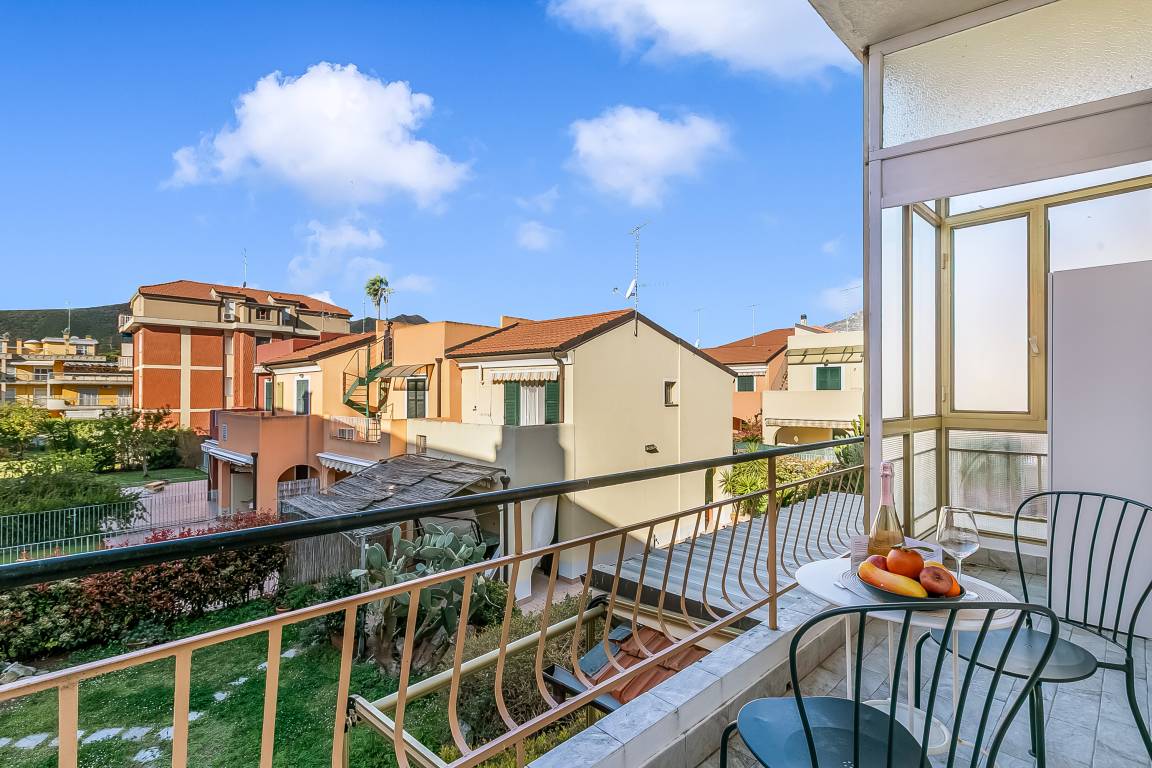 65 M² Appartamento Vacanza ∙ 2 Camere Da Letto ∙ 4 Ospiti - Borghetto Santo spirito