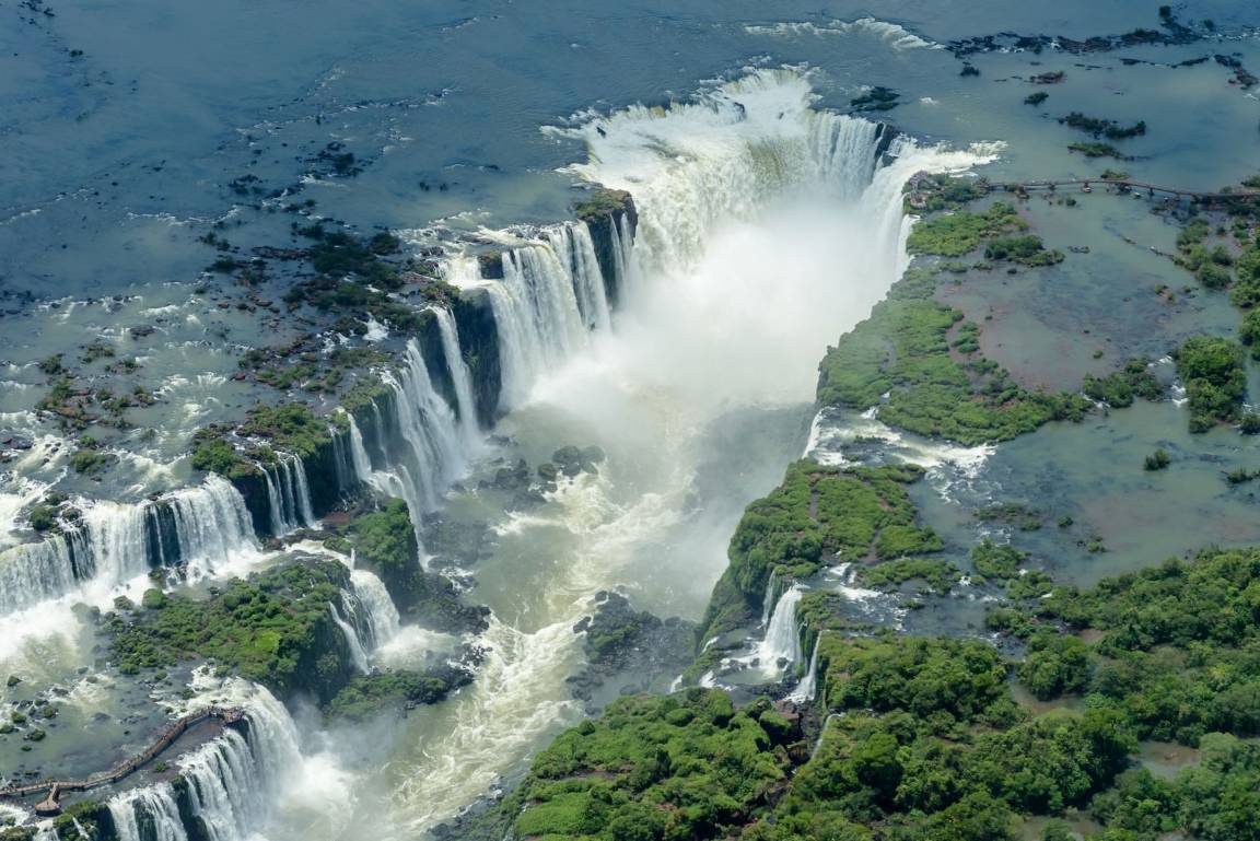 60 M² Apartamento ∙ 2 Quartos ∙ 4 Hóspedes - Foz do Iguaçu
