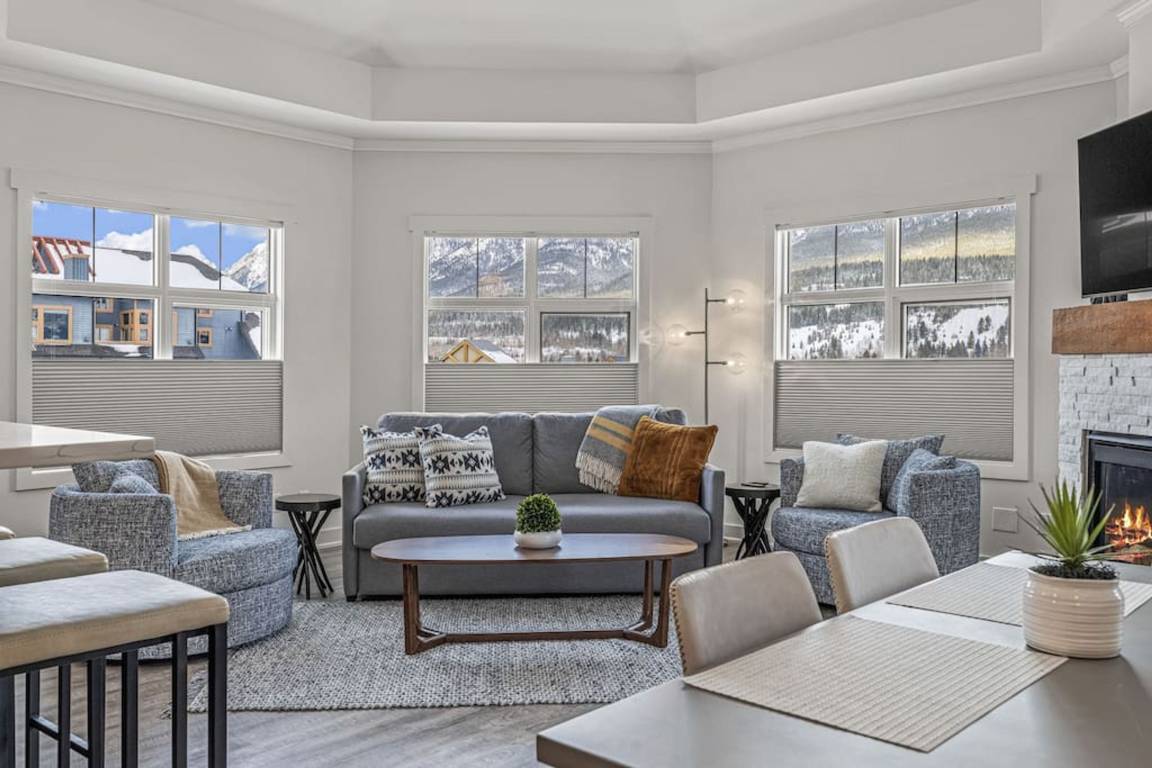 Apartment ∙ 2 Bedrooms ∙ 7 Guests - Canmore