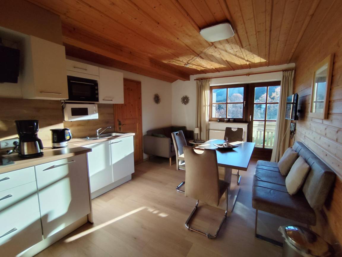 65 M² Ferienwohnung ∙ 2 Schlafzimmer ∙ 4 Gäste - Bischofsmais