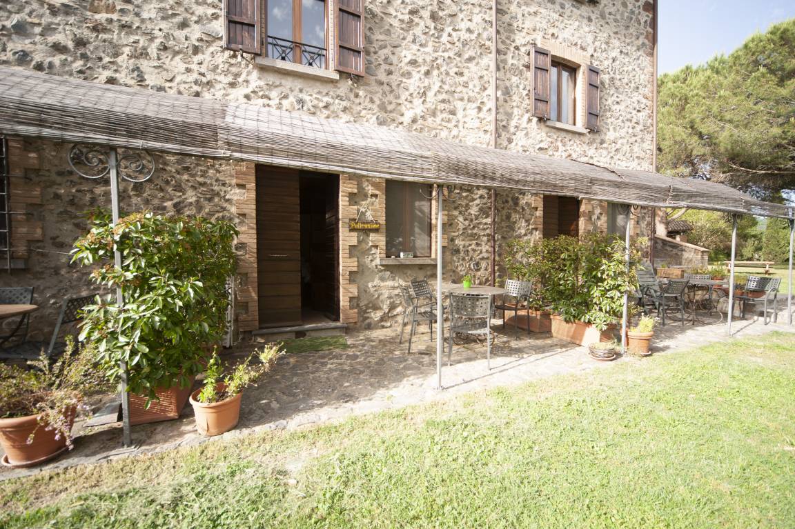61 M² Longère ∙ 1 Chambre ∙ 5 Personnes - Bolsena