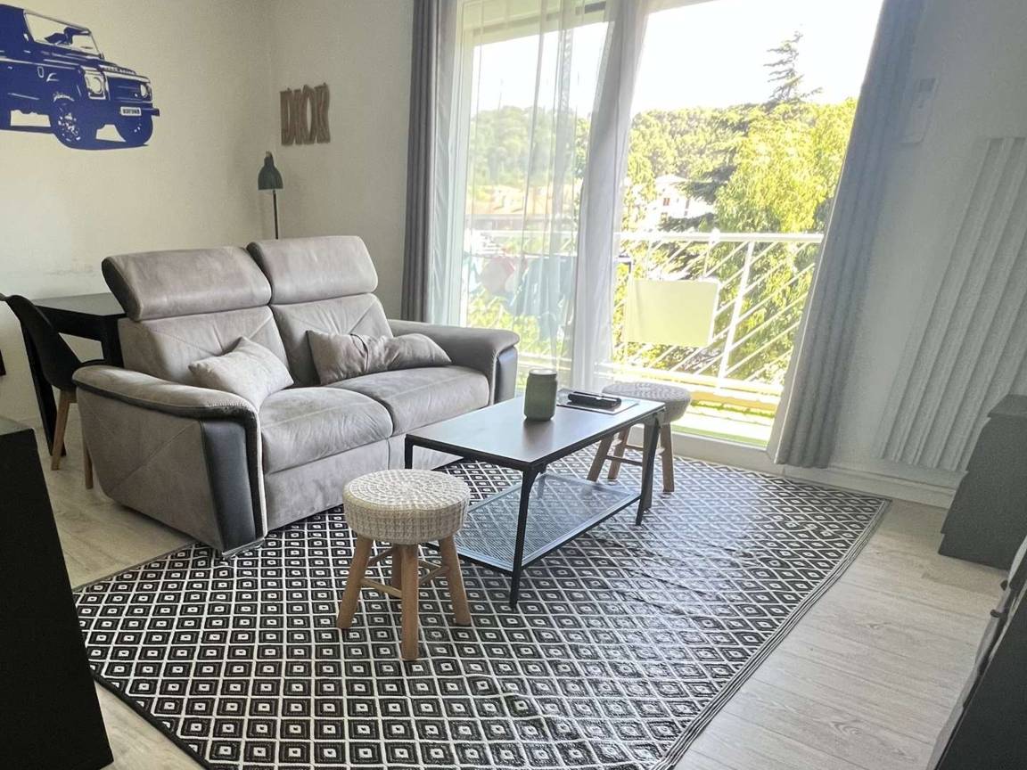 48 M² Appartement ∙ 1 Slaapkamer ∙ 2 Gasten - La Farlède